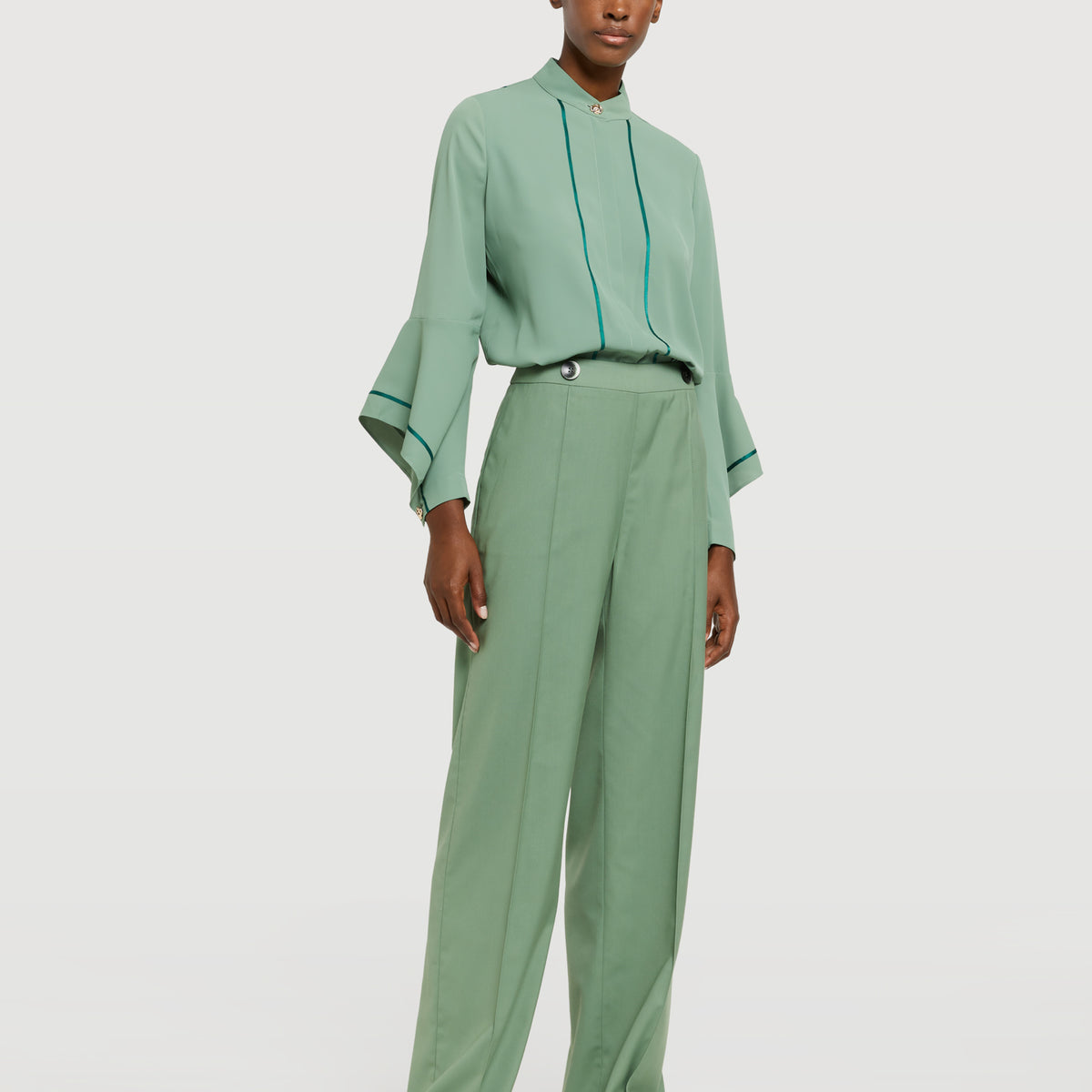 Loose suit tousers – Sacoor Brothers